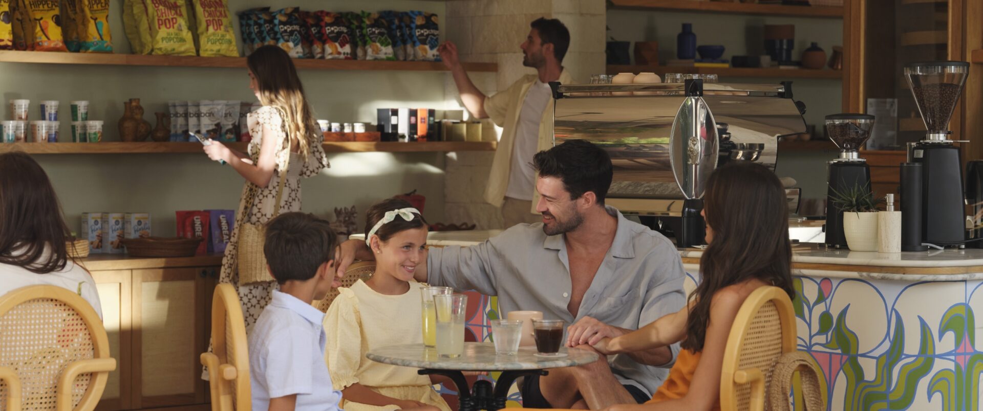 Retail | Costa Palmas